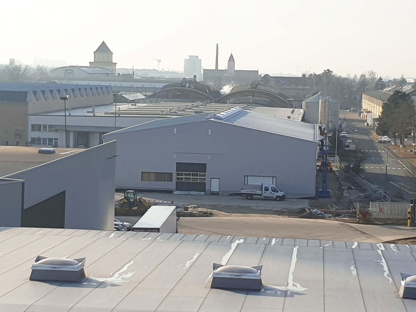 New Building - VIA optronics
